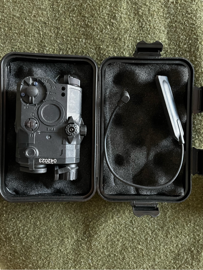 PEQ box w/light and blue laser | HopUp Airsoft